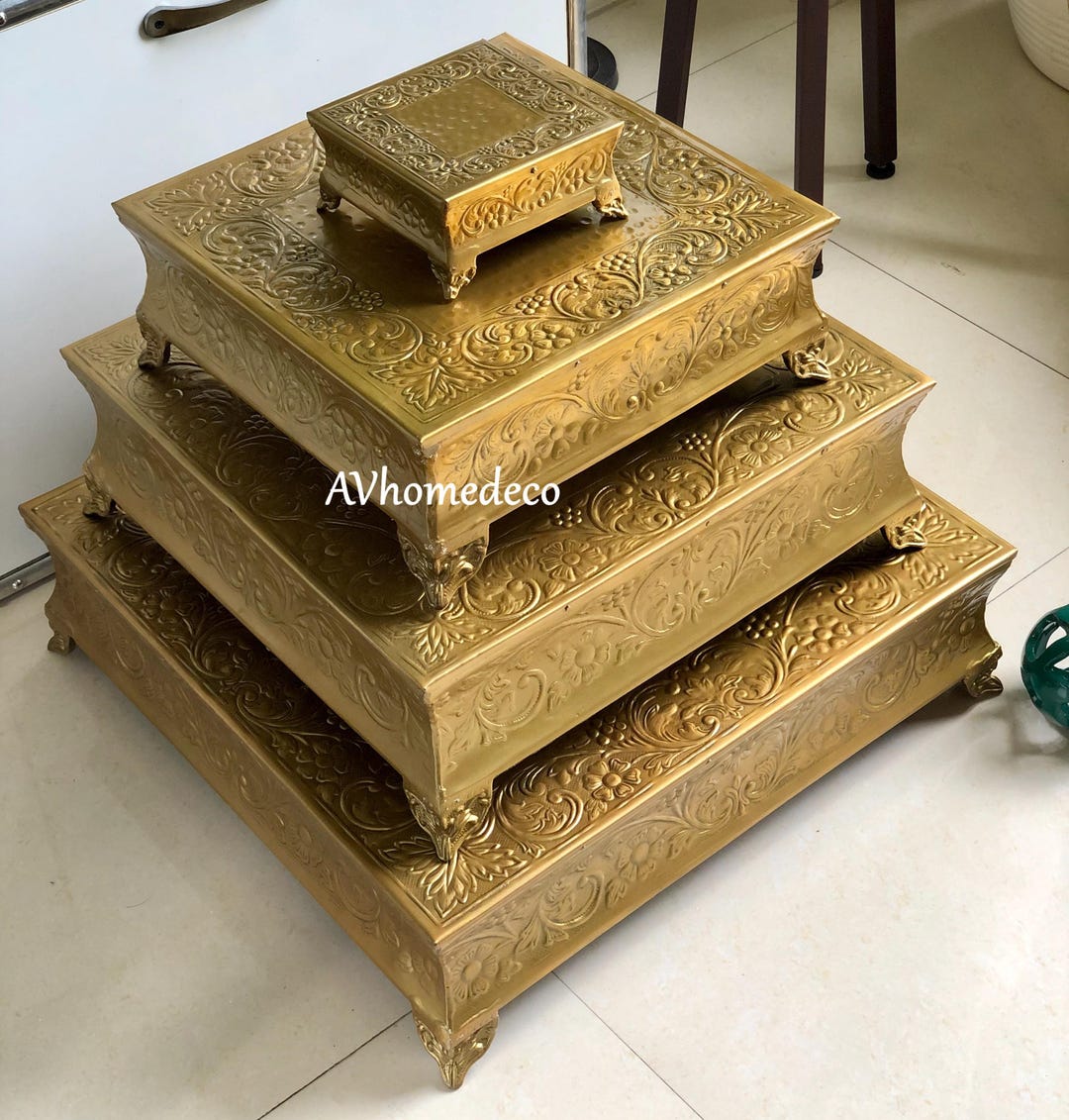 Beautiful Brass Finish Wedding Cake Stand, Gold Cake Stand, Pastry ...