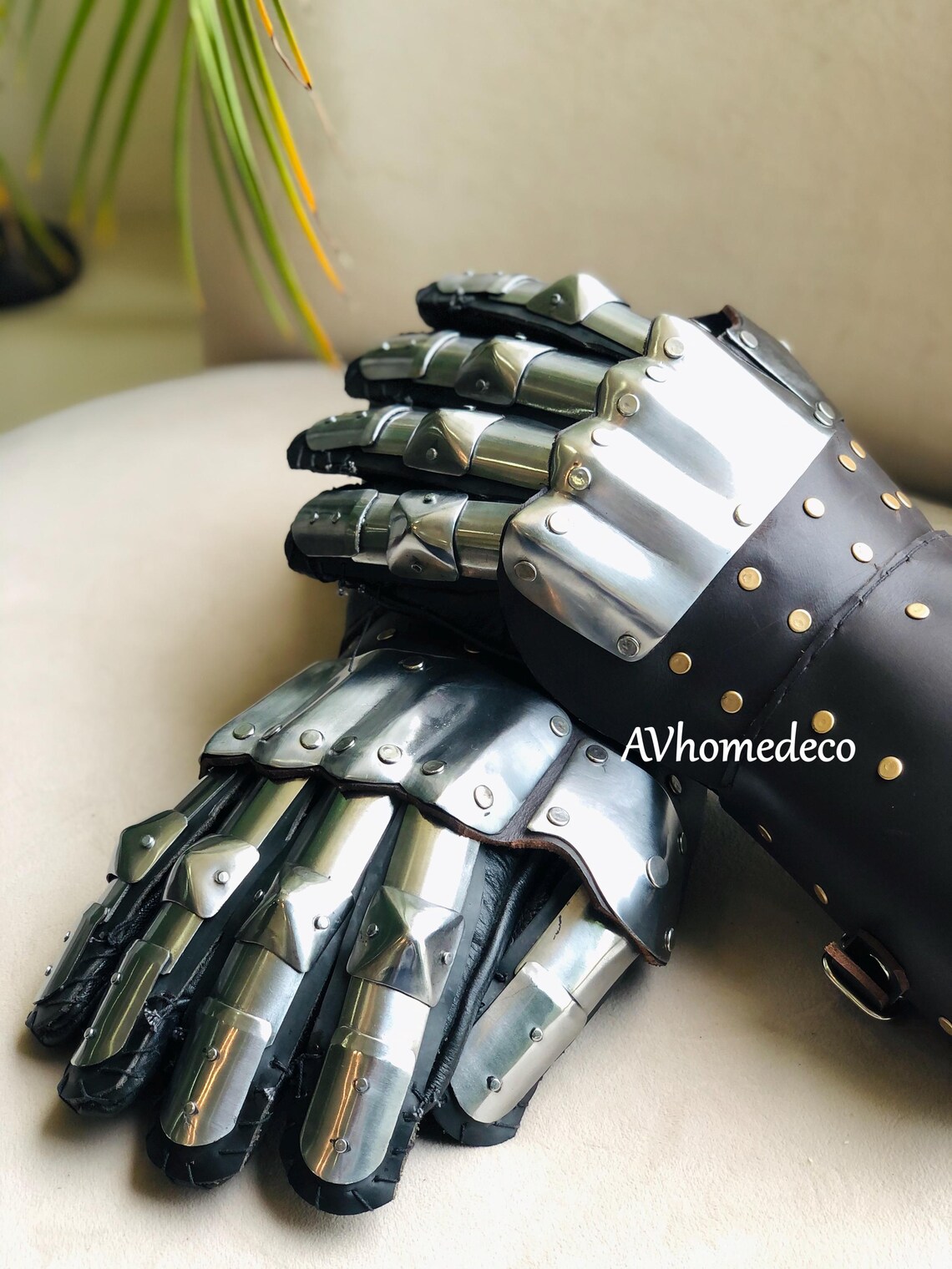 Medieval Gauntlets Hand Protection Armour Brigandine Armor Protection ...