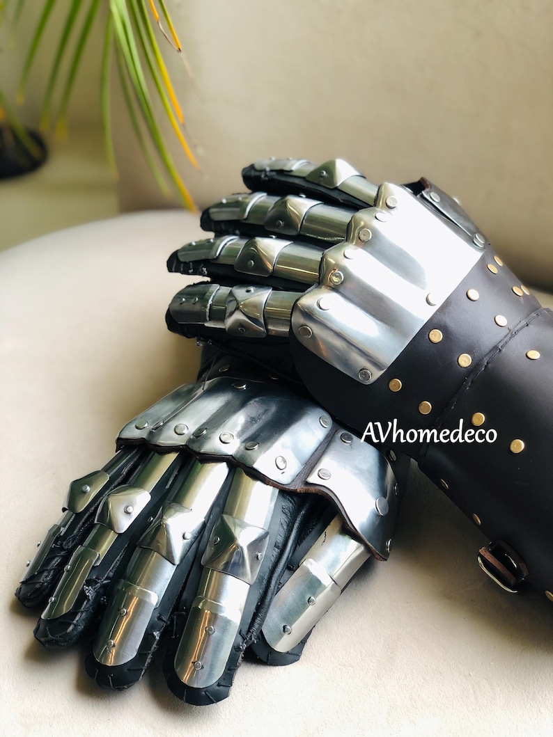 Medieval Gauntlets Hand Protection Armour Brigandine Armor Protection ...