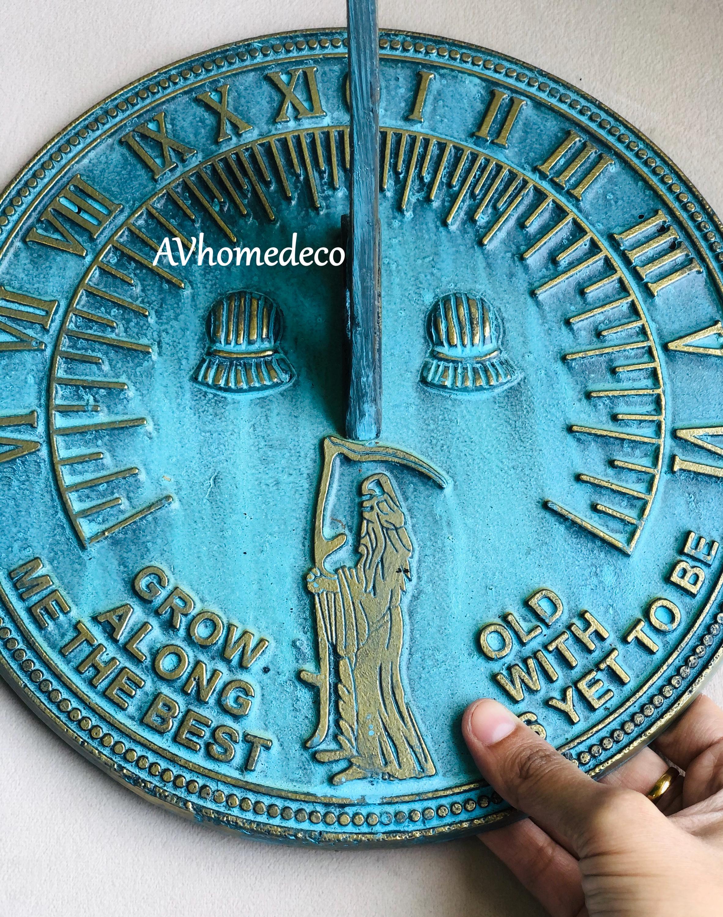 Brass Garden Sundial Verdigris Highlights Engraved Sundial Grow Old ...