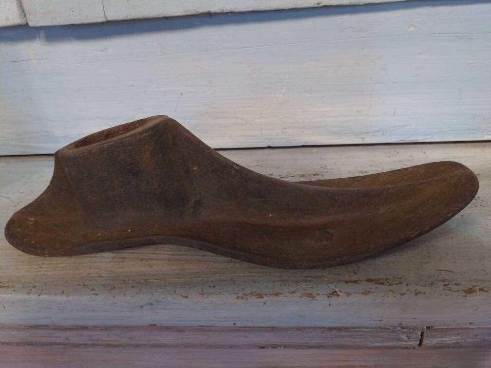 Two Vintage Cast Iron Shoe Lasts - Etsy