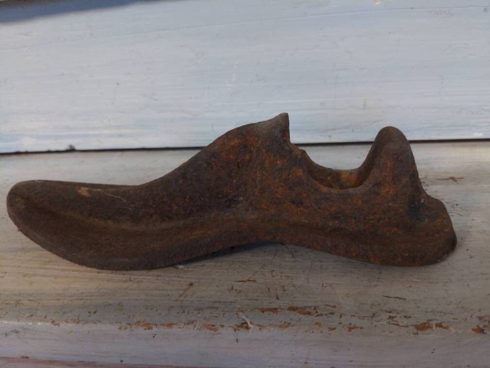Two Vintage Cast Iron Shoe Lasts - Etsy