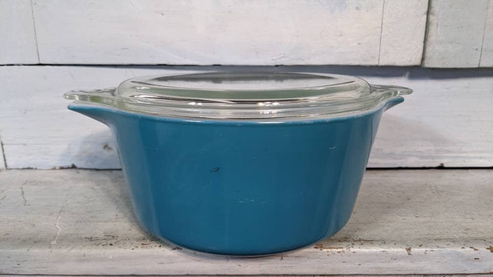 Vintage Pyrex Horizon Blue 1 1/2 Quart Covered Casserole Dish - Etsy