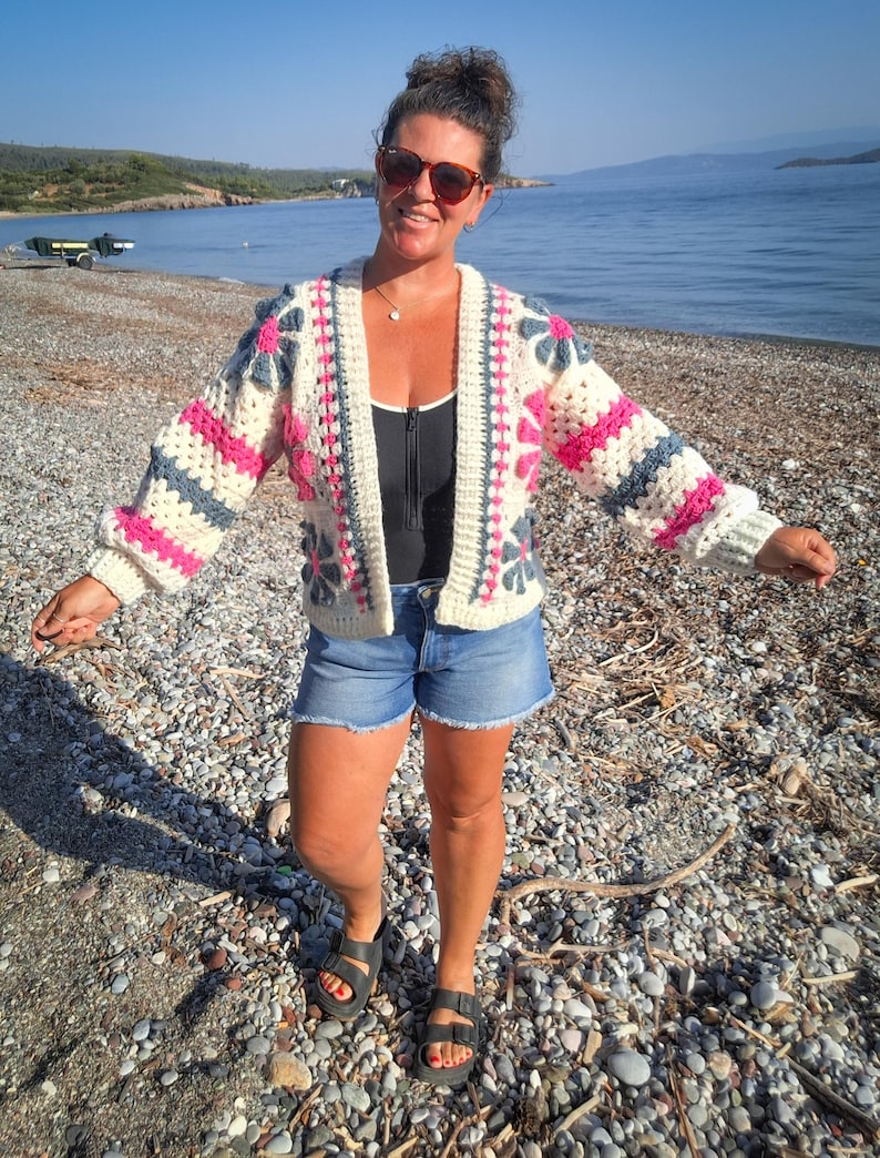 Power to the Flowers Cardy - Etsy