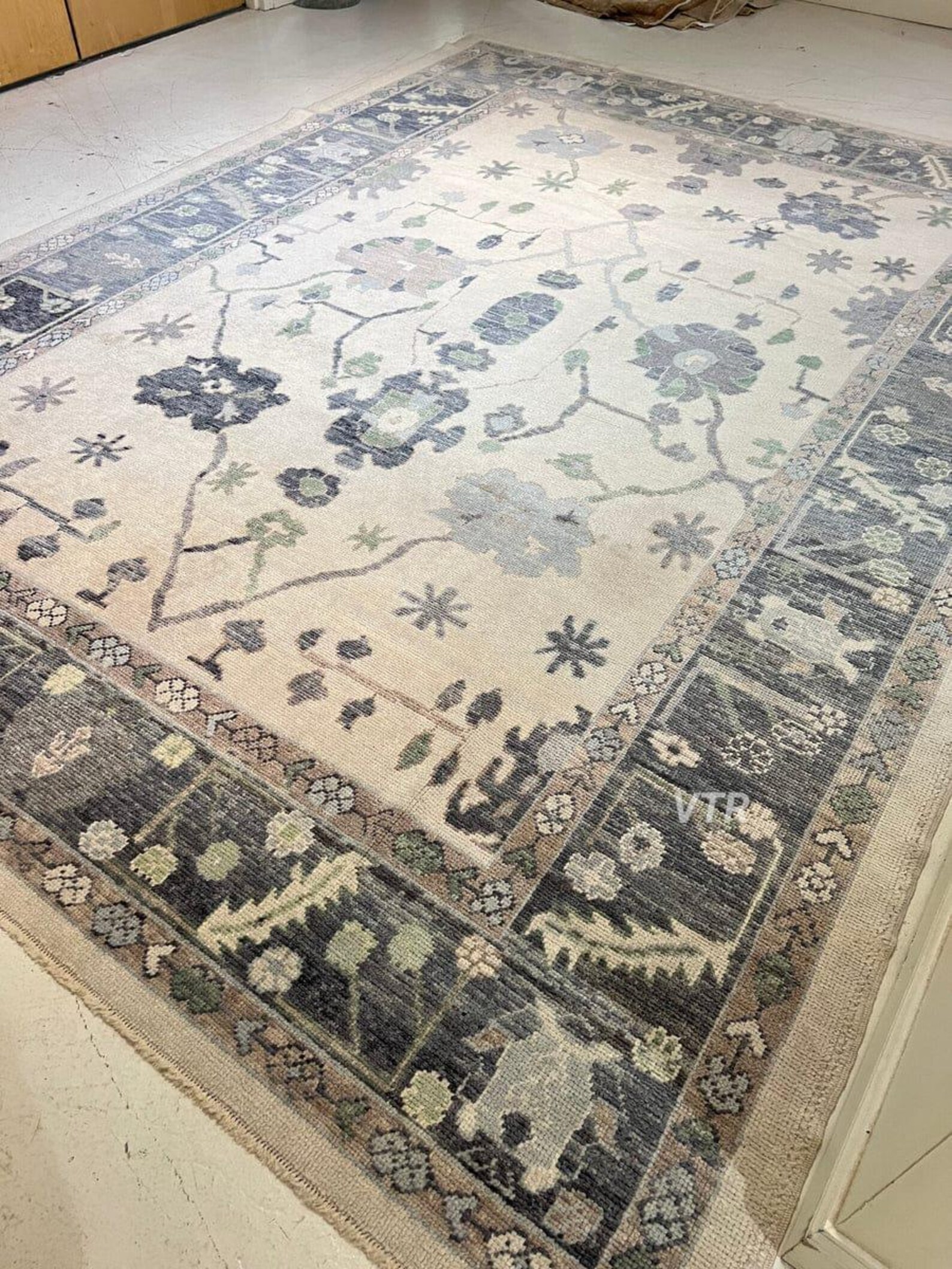Antique Muted Beige Rug With Black Border, 9x12 Turkish Oushak Rug ...