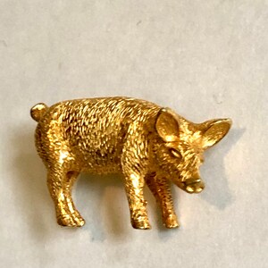 Highly Detailed Vintage Gold Tone Pig Brooch - Etsy