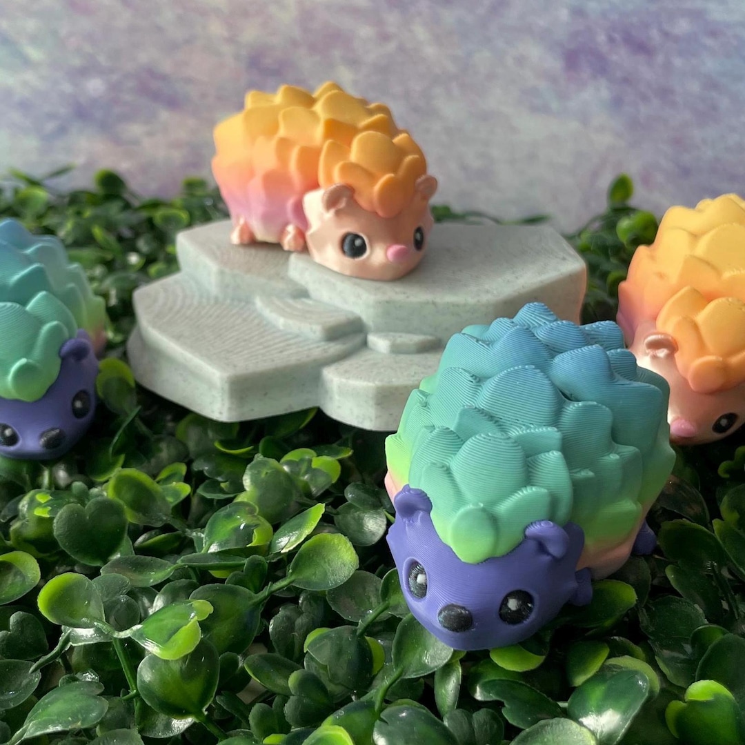 3d Printed Hedgehog Articulated Flexi Fidget Layers in Green Anxiety ...