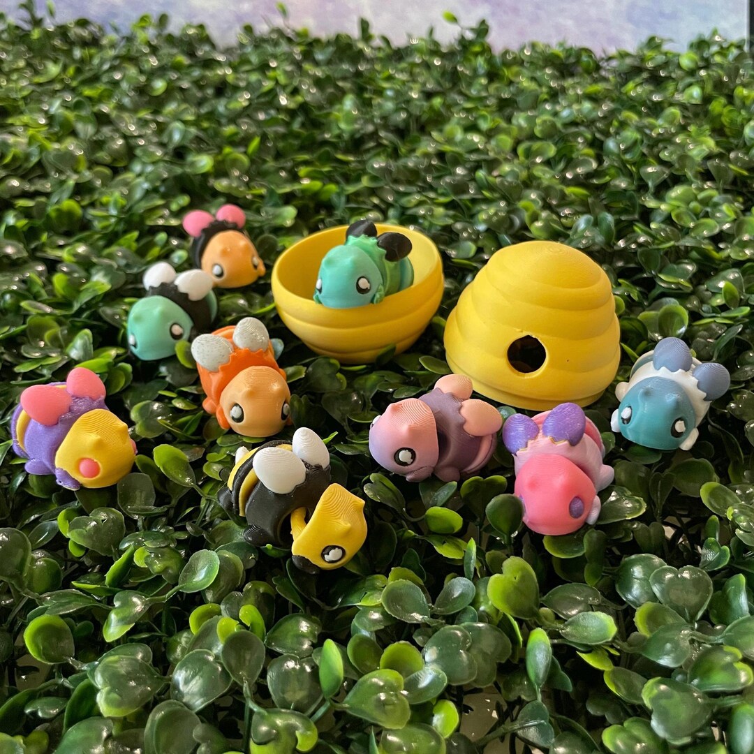 3d Printed *SURPRISE* Bees With Hive Articulated Flexi Fidget Layers in Green - Etsy