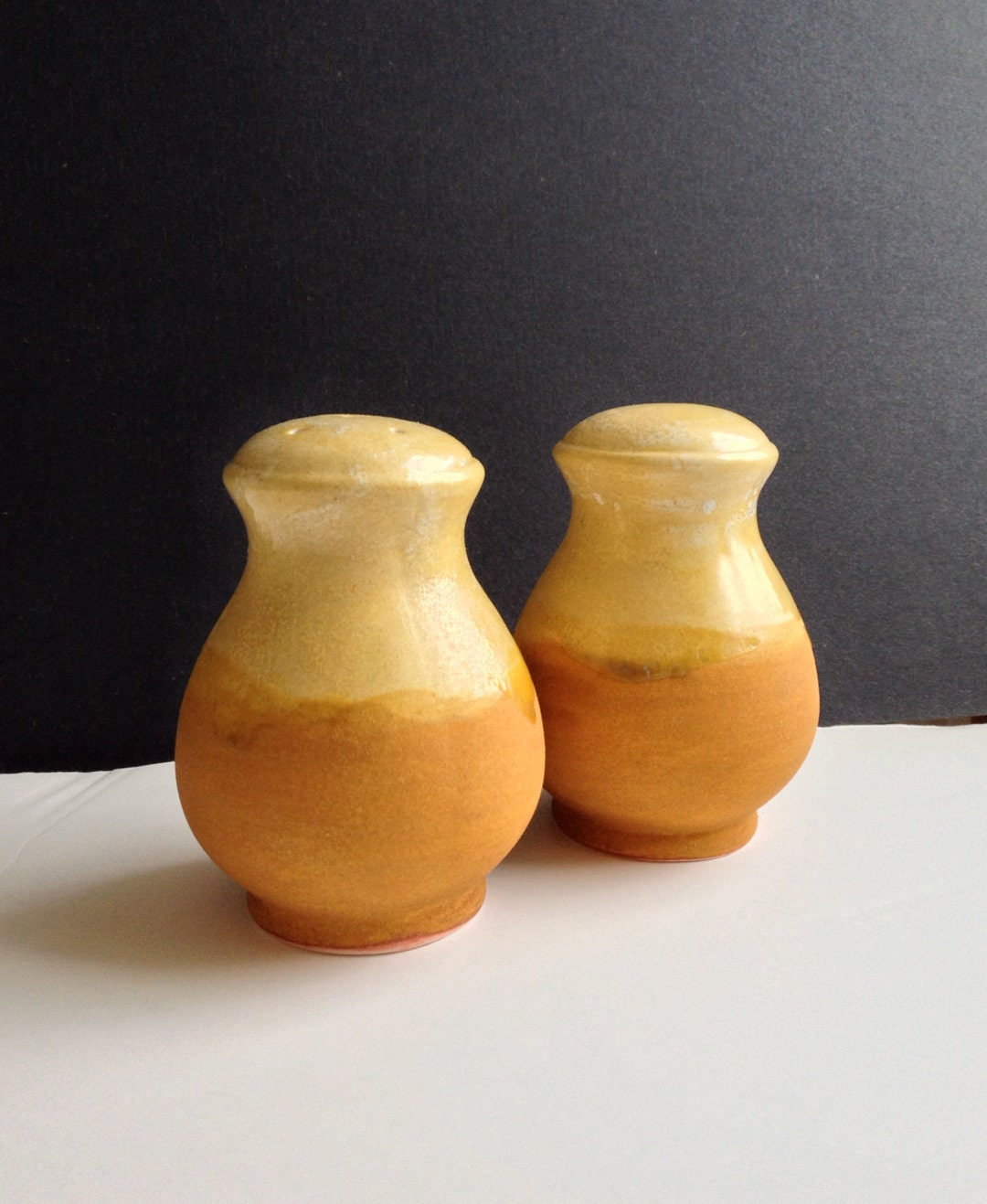Salt and Pepper Shakers Country Salt and Pepper Shakers Yellow and Rust ...