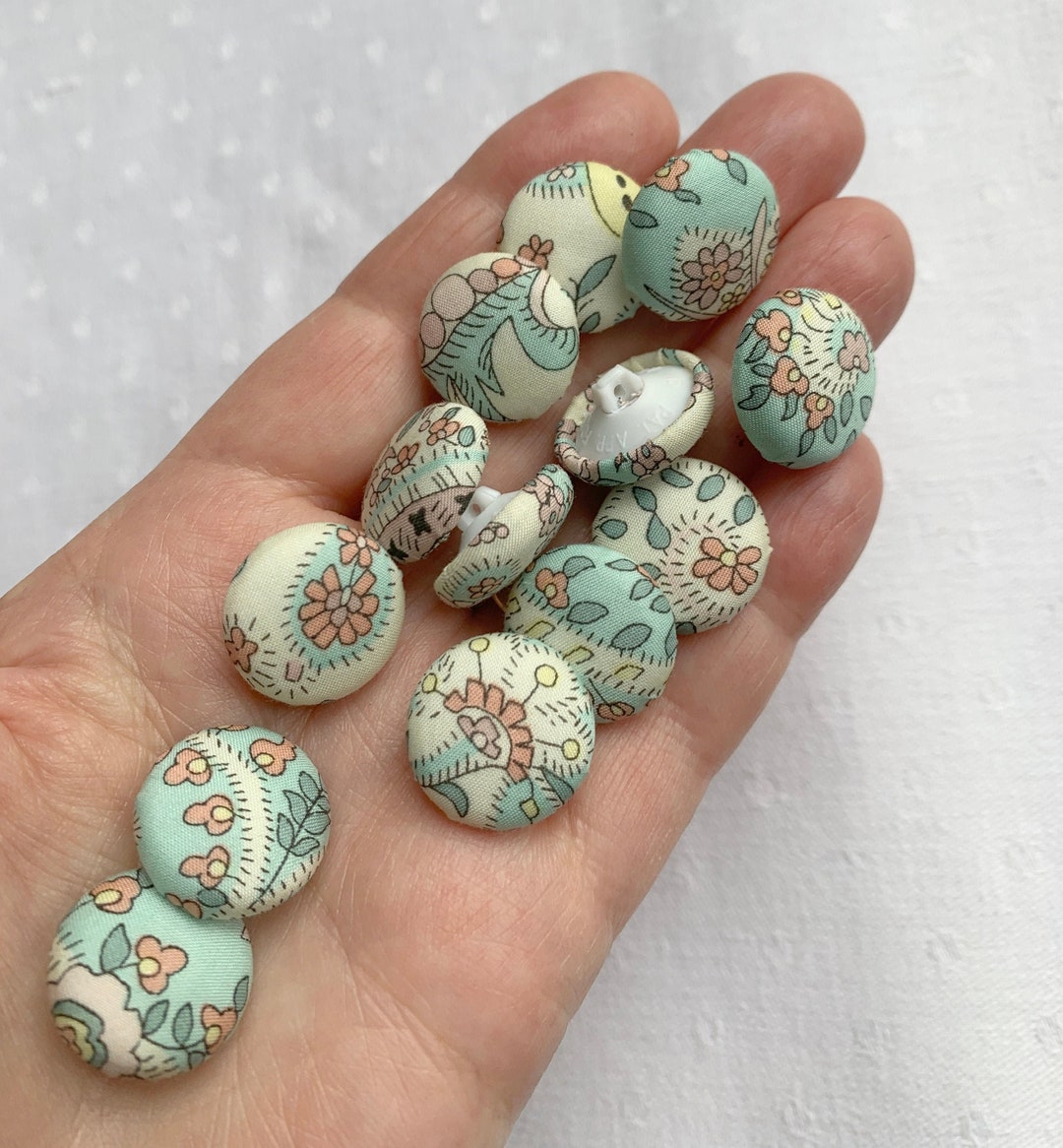 Set of Liberty Fabric Buttons, Handmade 19mm Delicate Pastel Floral ...