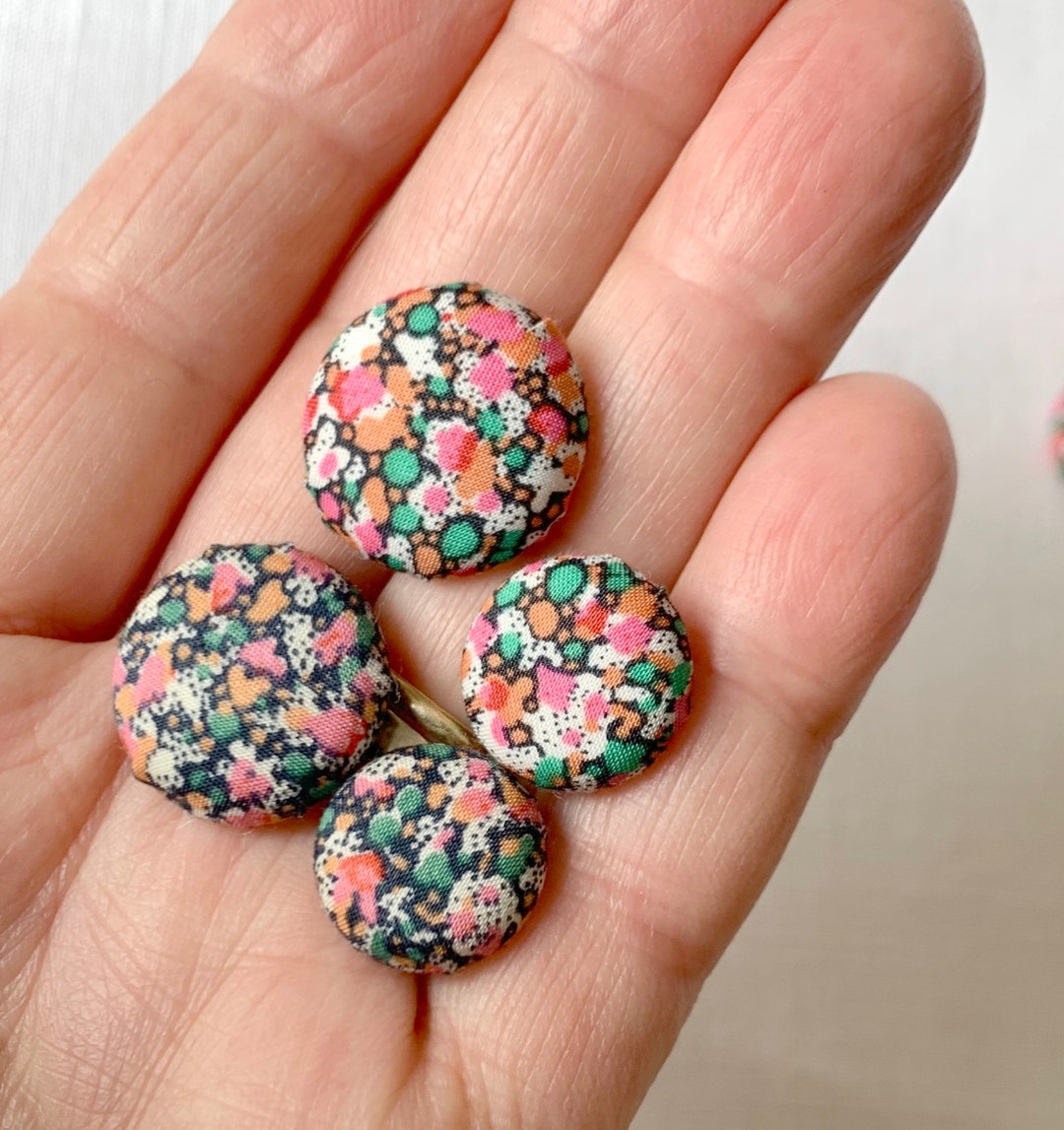 Liberty Ditsy Floral Fabric Buttons, Handmade Sewing Supplies (15-19mm ...