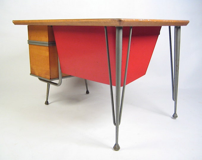 Vintage Mid Century Brunswick Desk Designed by Bill Renwick. Free ...
