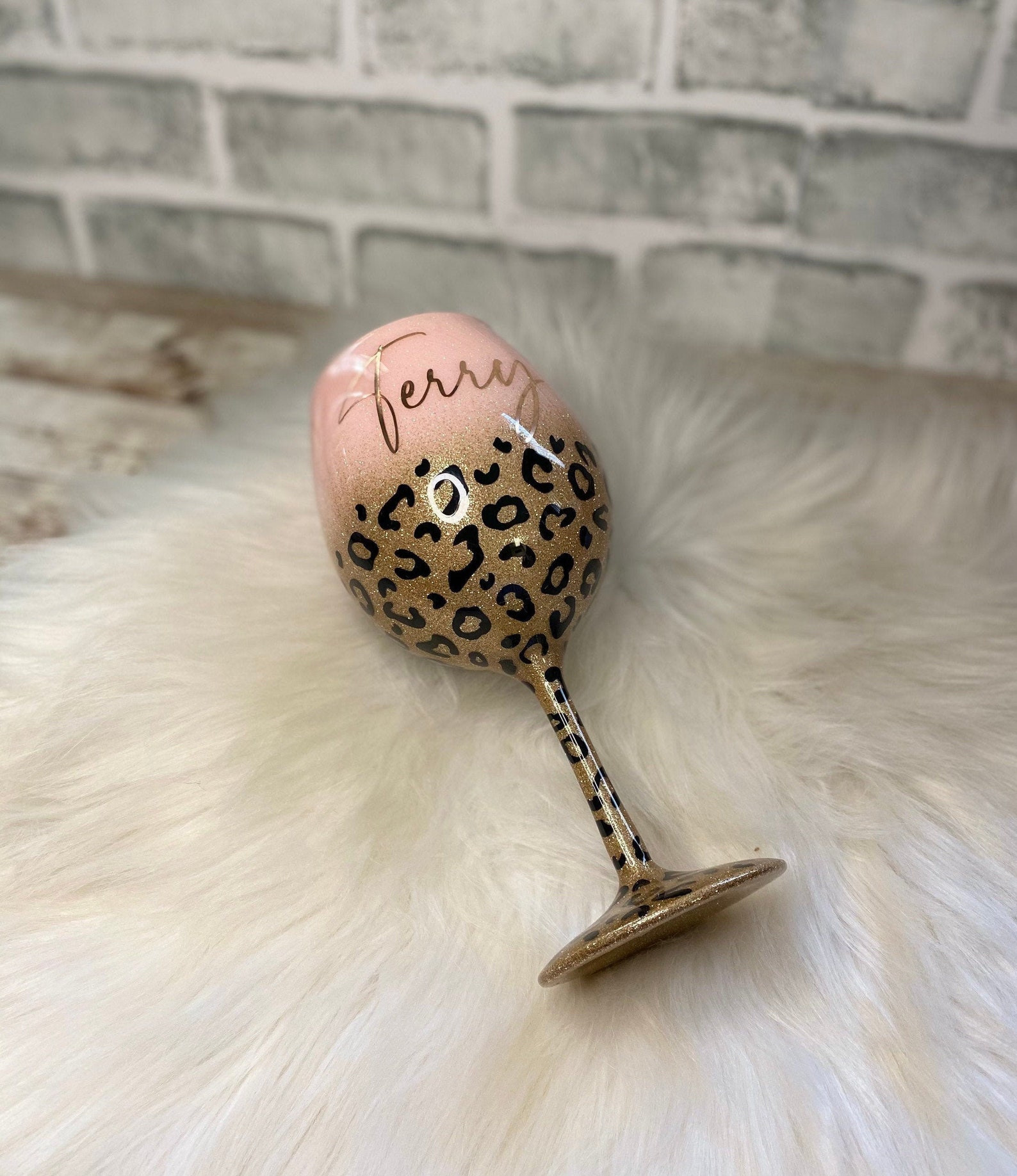 Pink and Champagne Glittered Cheetah Wine Glass / Leopard - Etsy