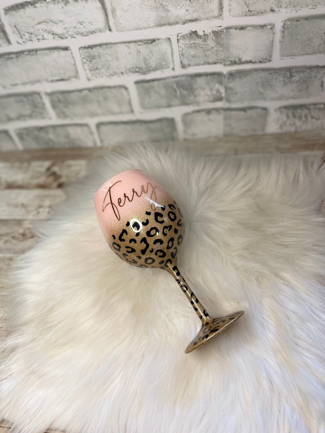 Pink and Champagne Glittered Cheetah Wine Glass / Leopard - Etsy