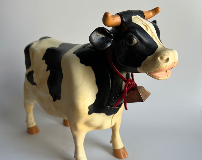 1970s Kenner Milky the Marvelous Milking Cow Hard Plastic Toy Display ...