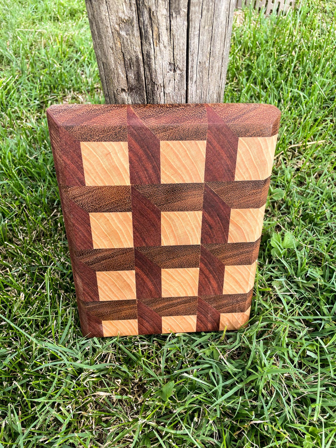 Small Geometric Cutting Board With Head Fibres - Etsy