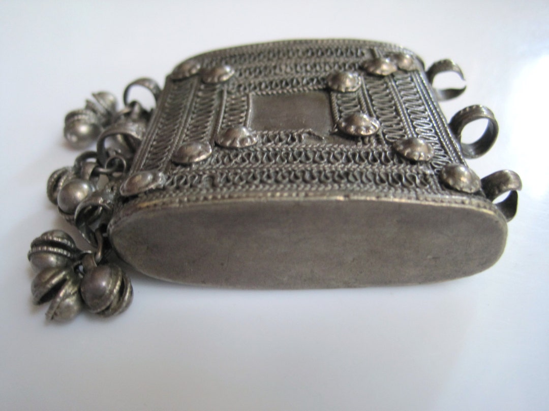 Vintage Silver Indian Amulet Box Pendant From Tibet or India - Etsy