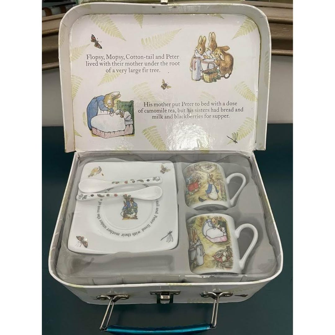 2010 Barnes and Noble Peter Rabbit Tea Set - Etsy