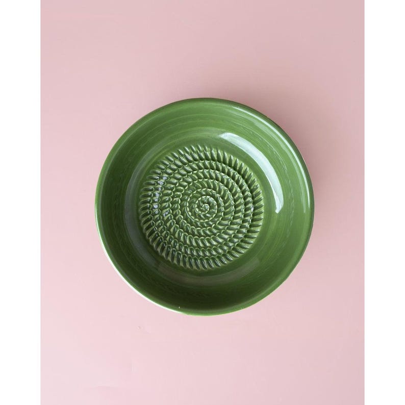 Medium Pottery Grater Plate - Alfar Tierra Cocida - Etsy