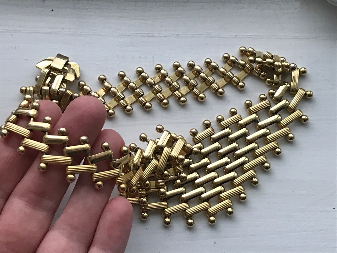 Vintage 1970s Gold-tone Gate Link Bib Fluid Necklace - Etsy