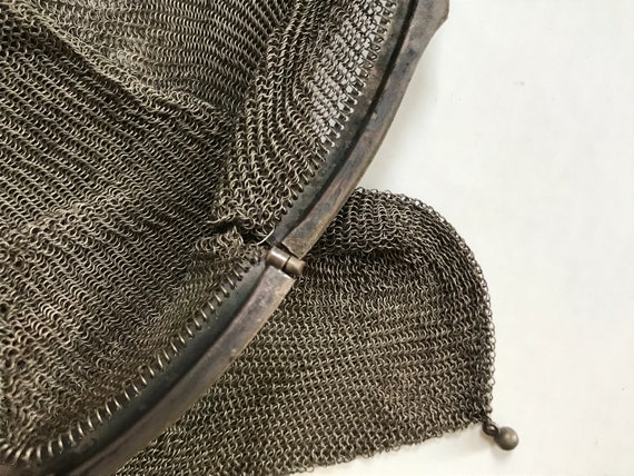 Antique 1920s Flapper Metal Mesh Purse with Hidden Mi… - Gem