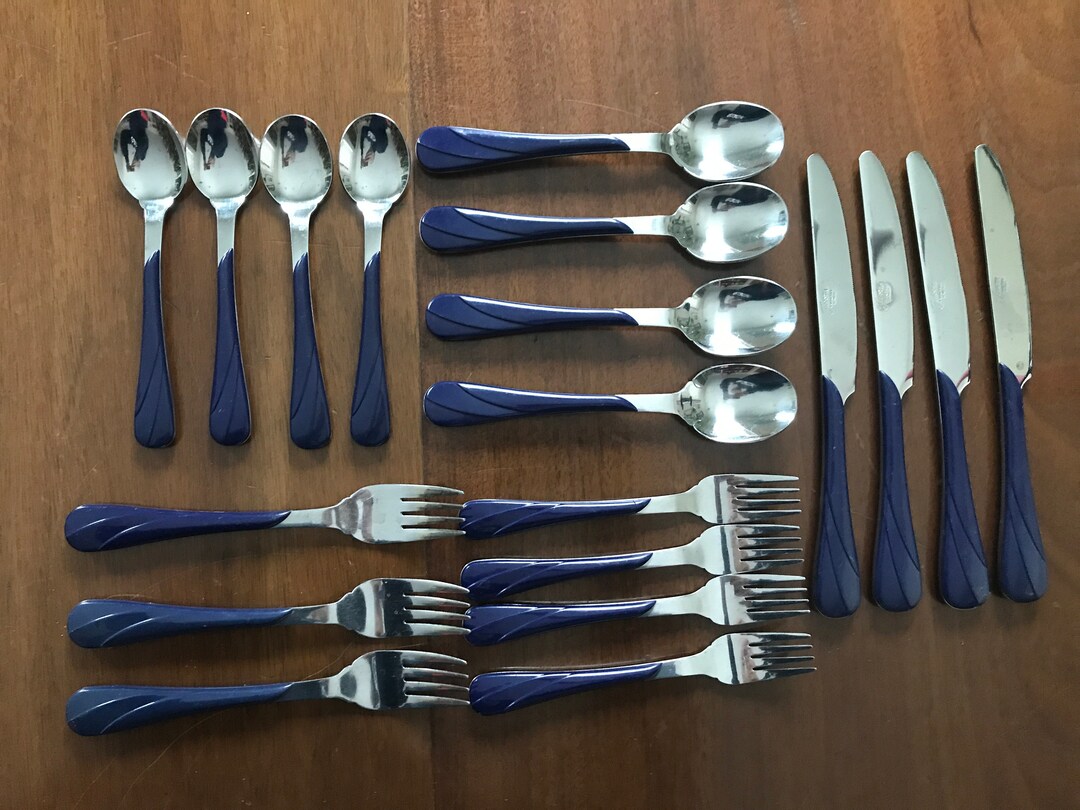 Set of 19 Vintage Modernist Heavy Steel and Lucite Fiesta Silverware ...