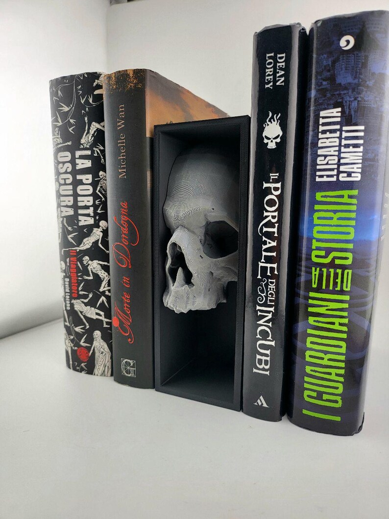 Skull Bookend Decor | Gothic Skull Shelf Holder | Horror-themed ...