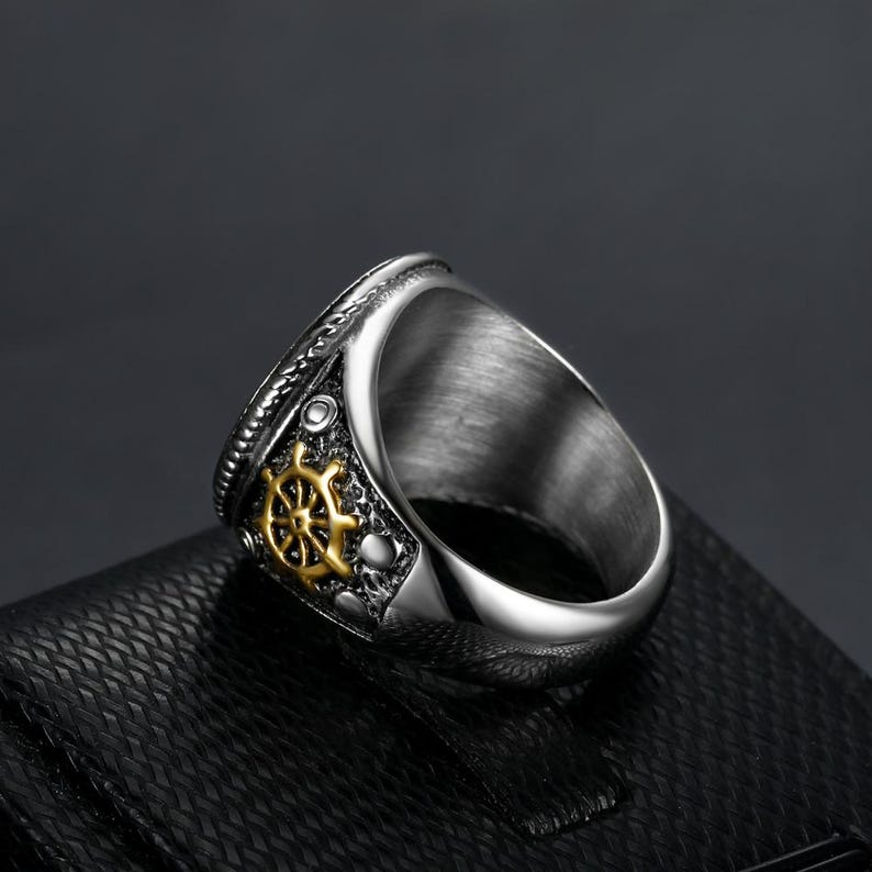 Pirate Ring for Men – Skull Signet Ring, Pirates of the Caribbean Style ...