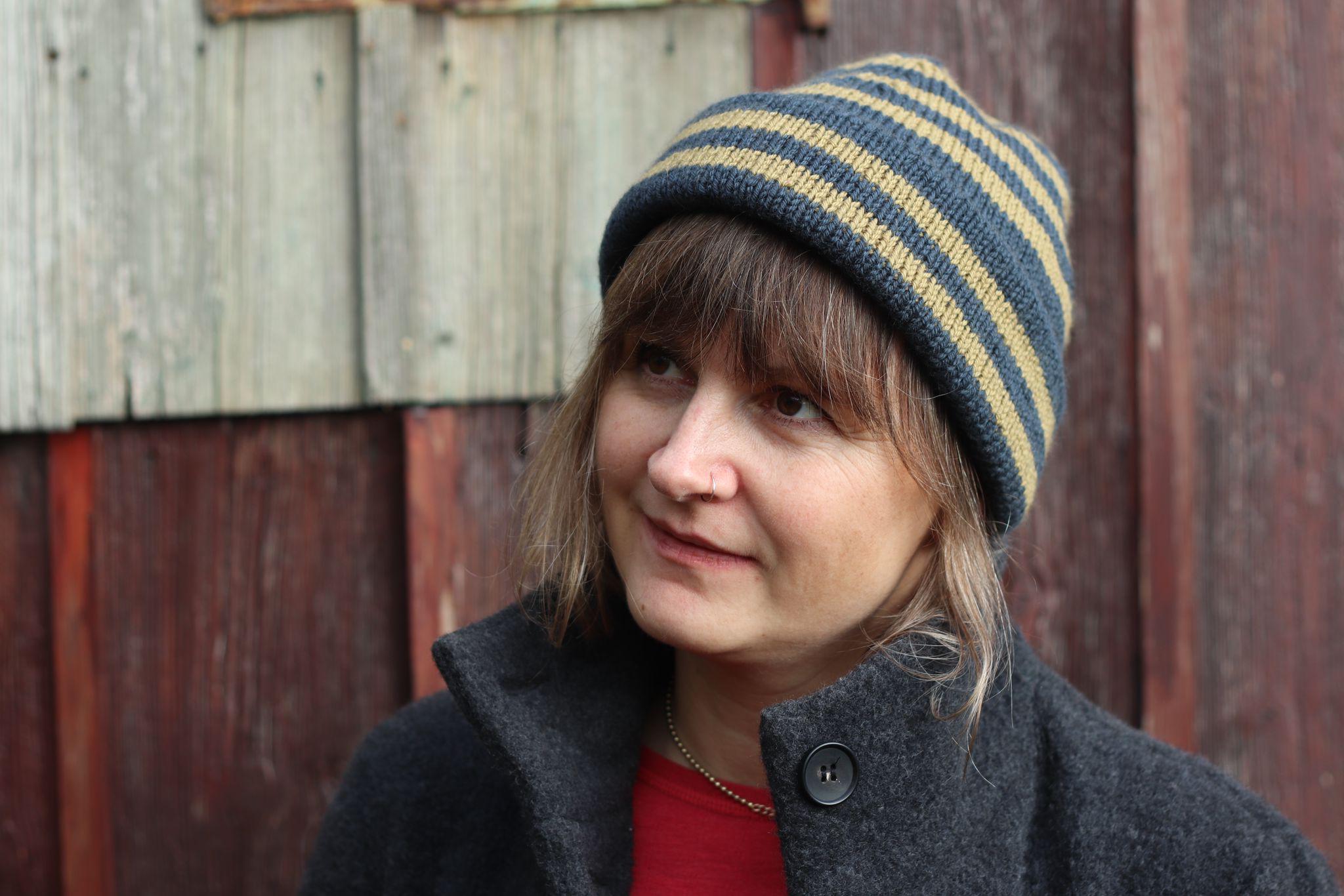 VERSA Hat, Knitting Pattern - Etsy