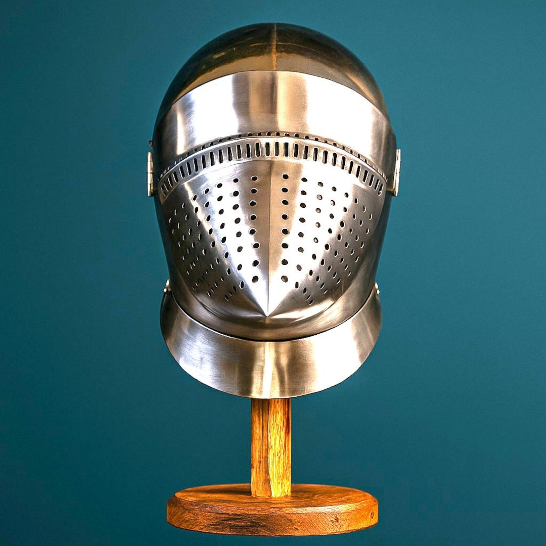 Medieval Knight Pig Face Bascinet Helmet, 18 Gauge Steel, Wearable ...