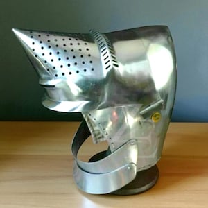 Medieval Knight Pig Face Bascinet Helmet, 18 Gauge Steel, Wearable ...