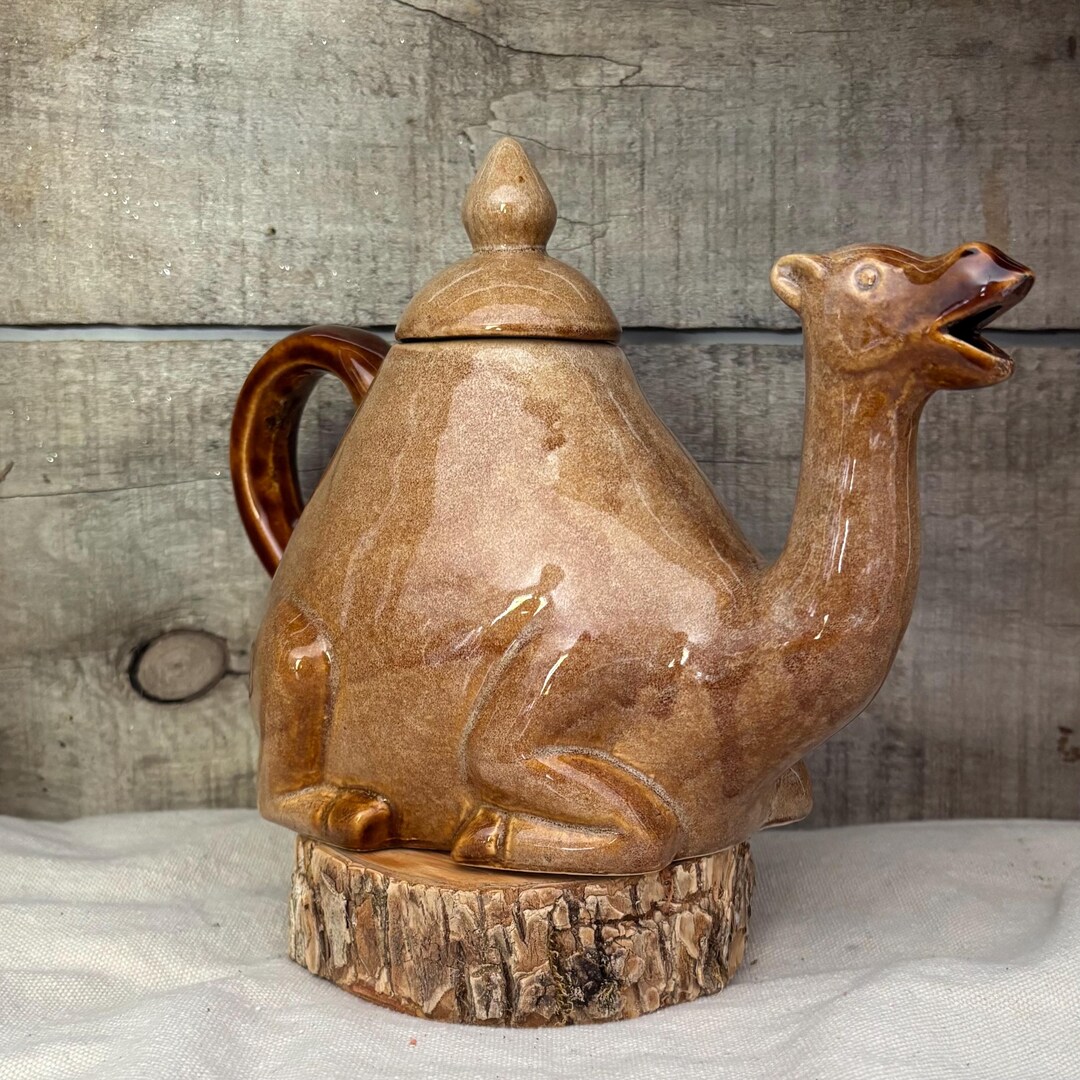 Strawberry Street Artisan Collection Vintage 10 Teapot - Natural Light ...