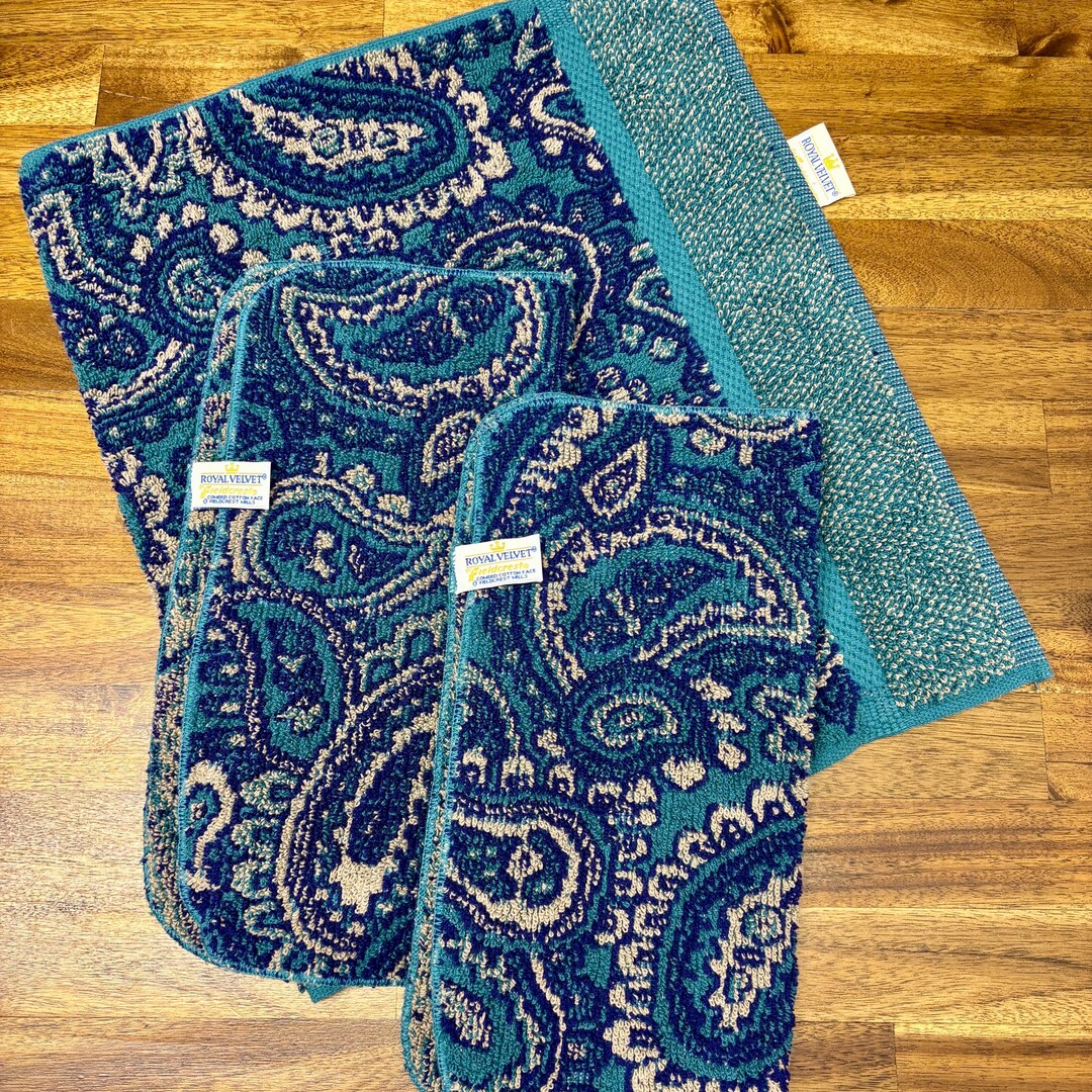 Fieldcrest Royal Velvet Towels