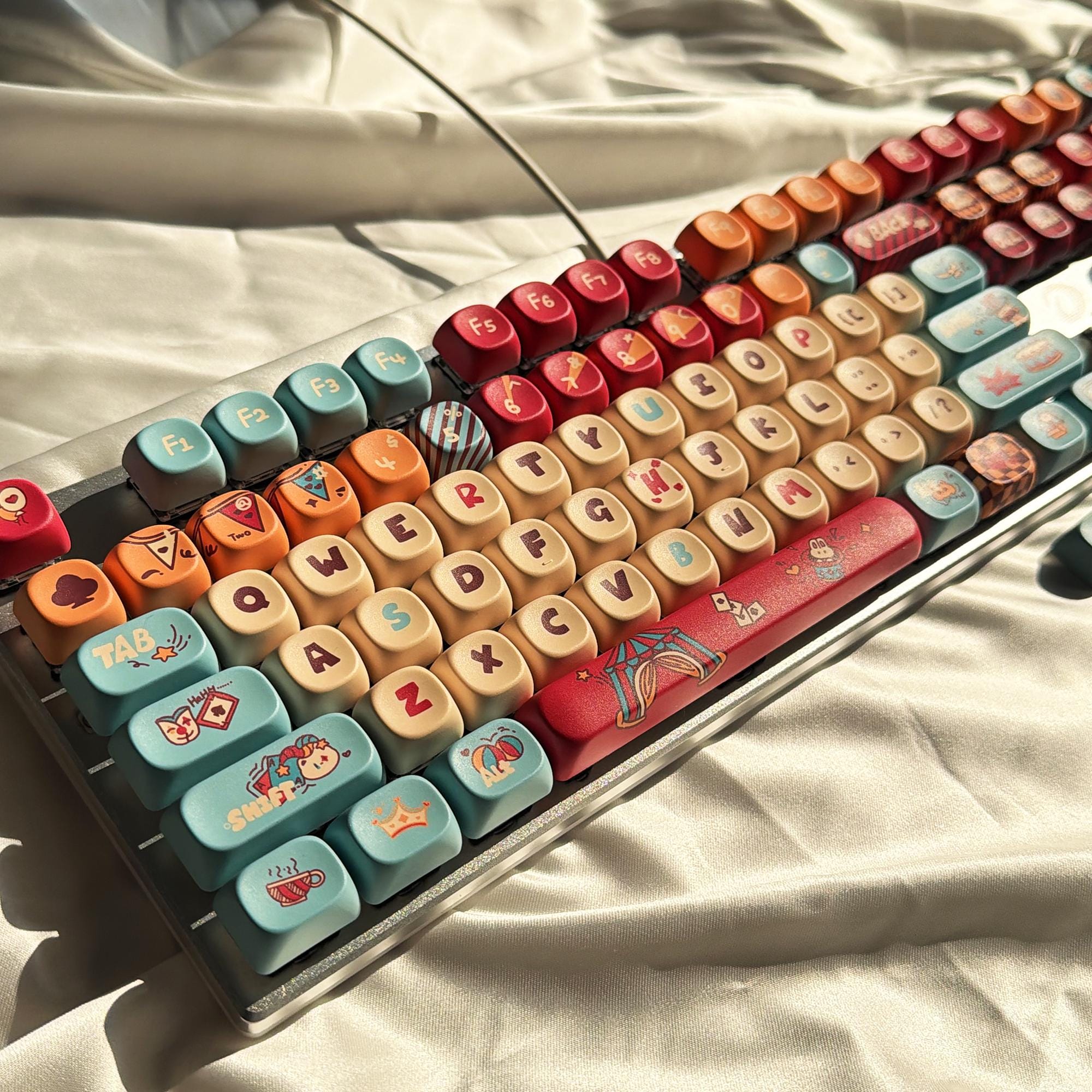 Colorful Circus Theme Keycap Set – Cute Handmade PBT Keycaps, 140 Keys ...
