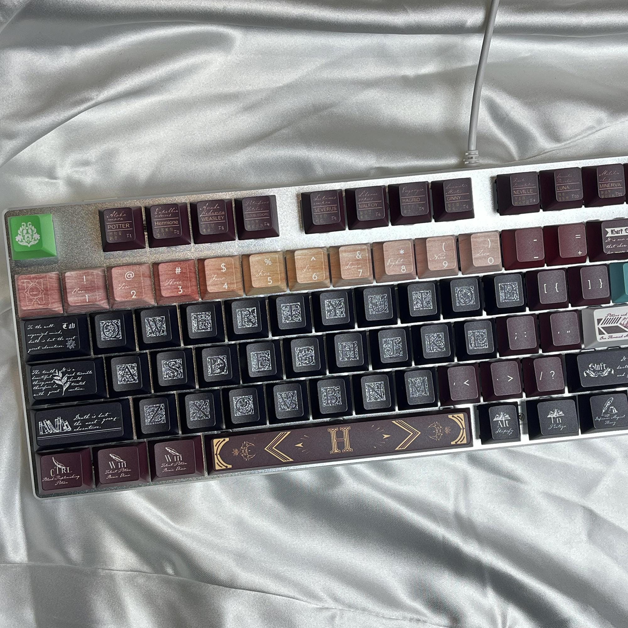 144-key Gothic Keycap Set|pbt Dye-sublimation Keycaps|dark Aesthetic ...