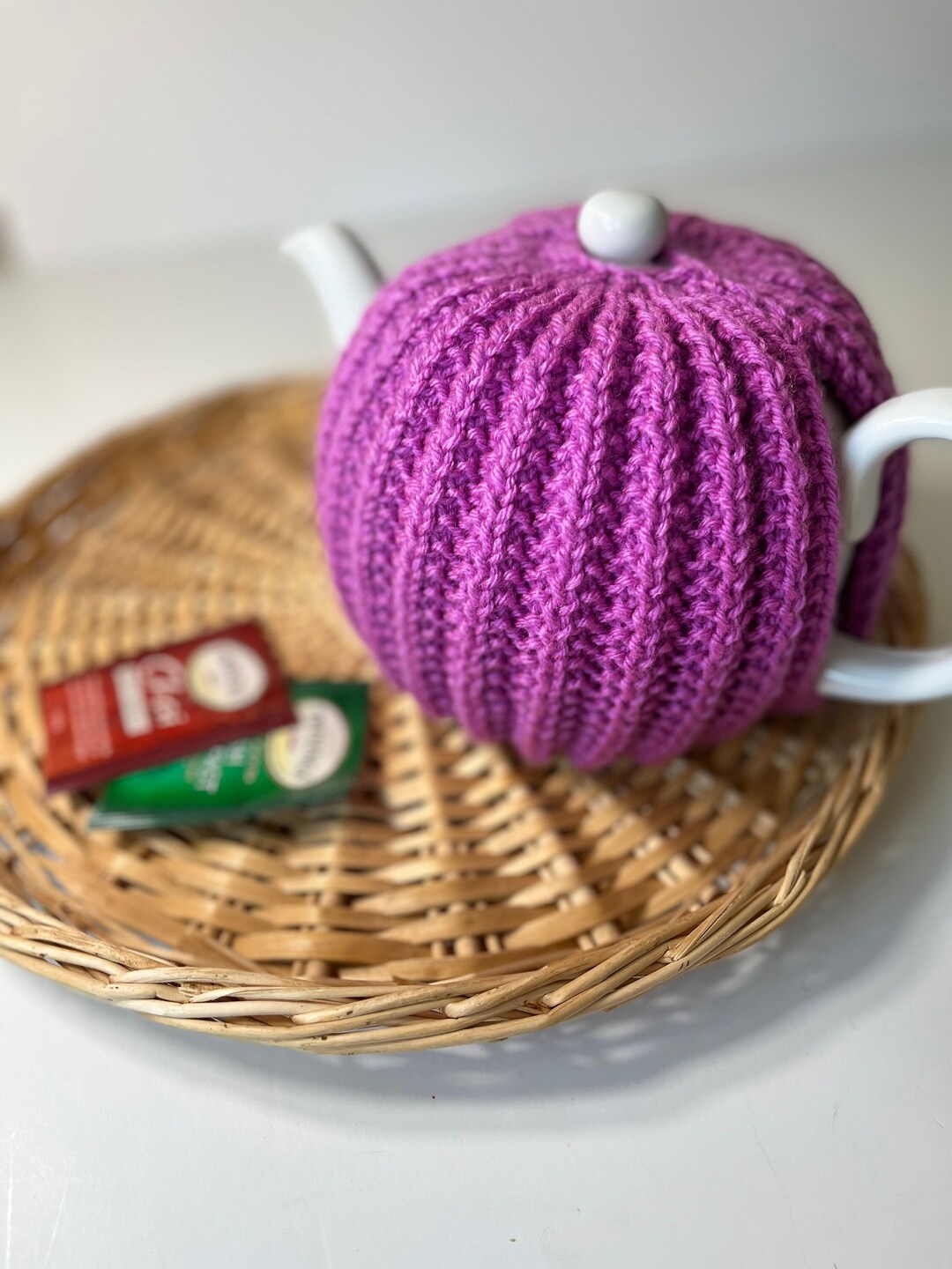 Handknit Fuchsia Tea Cozy Minimalist Teapot Cover, Bright & Cozy Decor ...