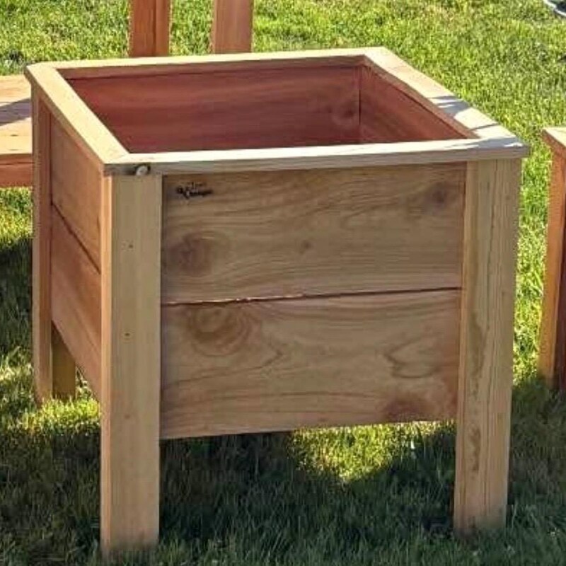 Red Cedar Planter - Etsy