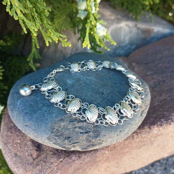 Silver Seashell Bracelet - Etsy