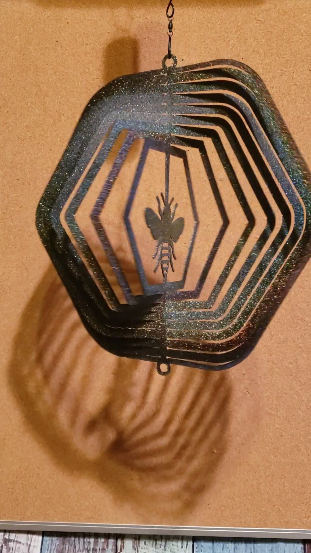 Honeybee Wind Spinner: Plasma Cut Metal Garden Art - Etsy