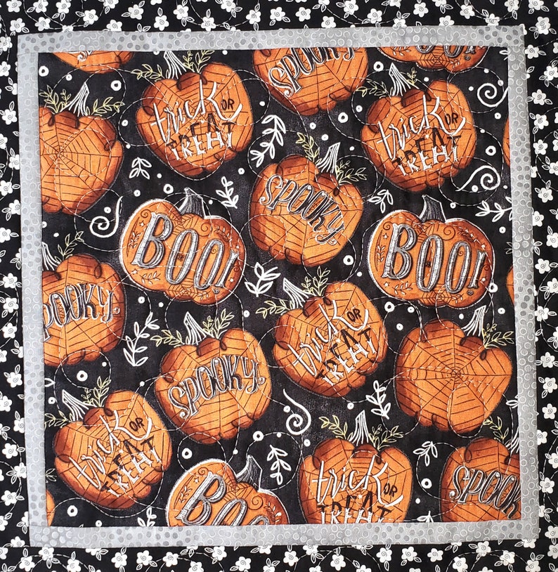 Halloween Table Topper, Jack O Lantern Pumpkin, Handmade Quilted Decor ...