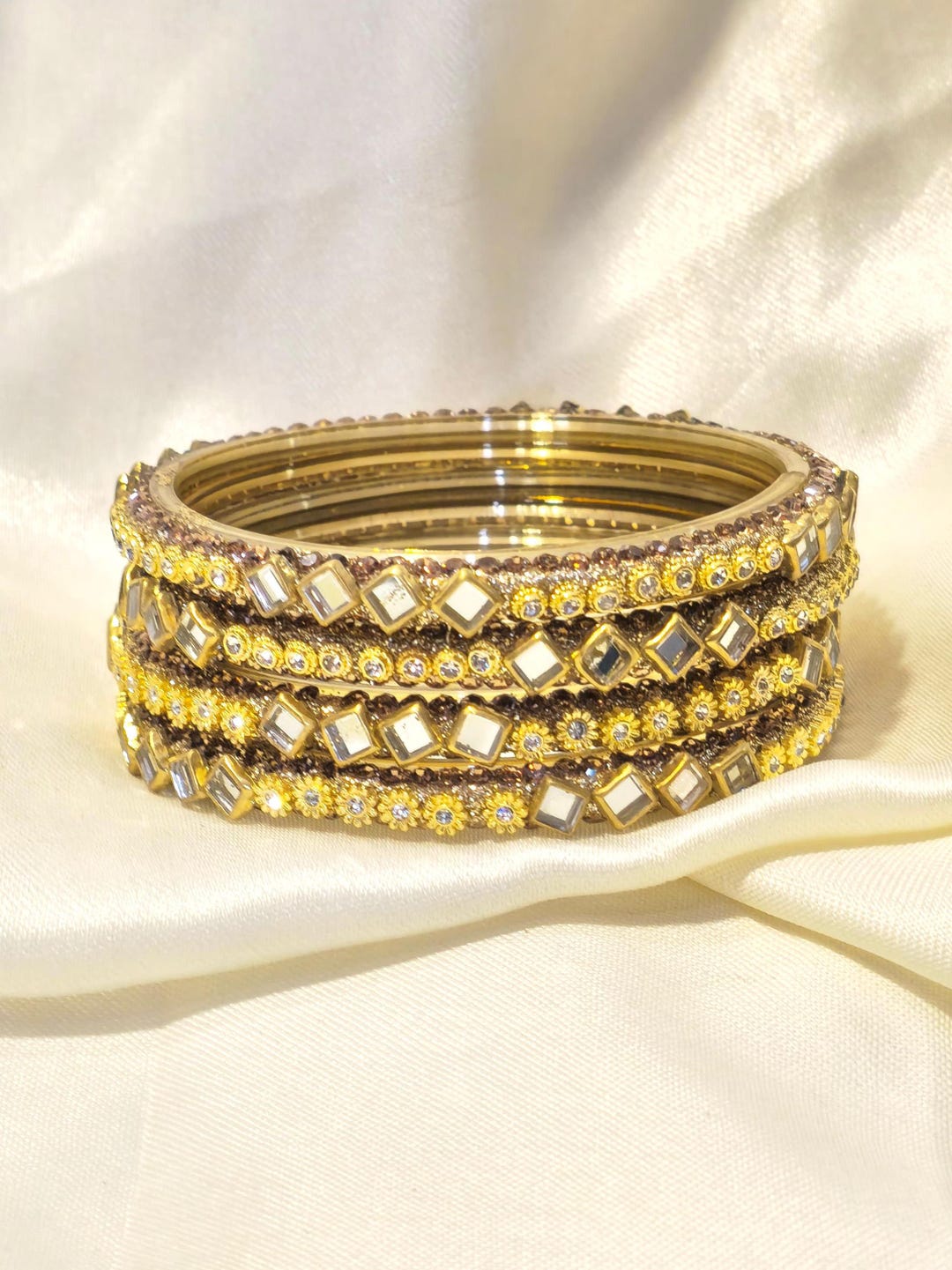 Gold Mirror Work Glass Bangles Set | Kundan Style Ethnic Wedding ...
