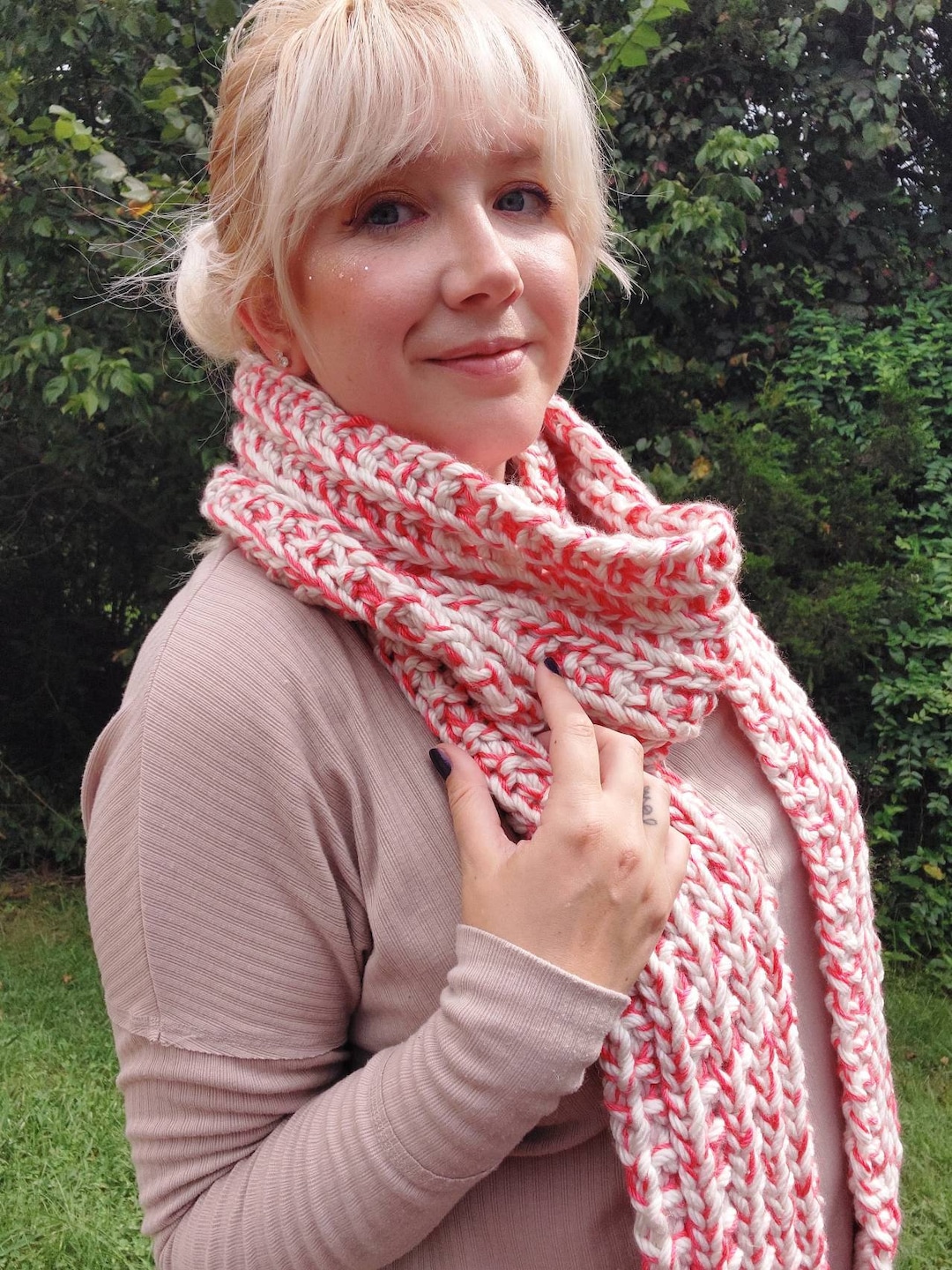 Bufanda de punto grueso de color rosa caliente y crema - Etsy España