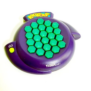 Vintage Tiger Last Out Electronic Puzzle Memory Game by Tiger 1990s ...