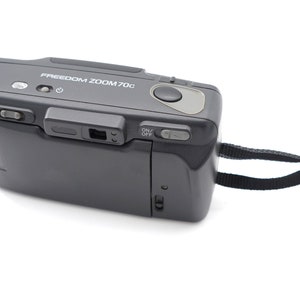 Vintage Minolta Freedom Zoom 70c 35mm Film Point and Shoot Camera ...