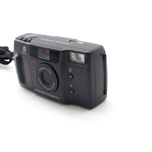 Vintage Minolta Freedom Zoom 70c 35mm Film Point and Shoot Camera ...