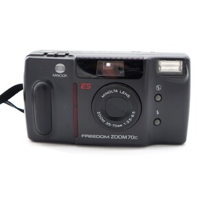 Vintage Minolta Freedom Zoom 70c 35mm Film Point and Shoot Camera ...