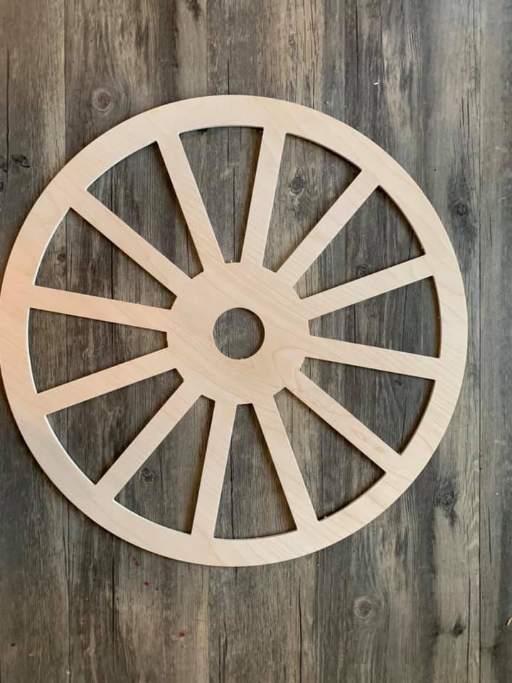 19" Wagon Wheel Door Hanger Sign - Wood Rails - Door Hanger - Etsy