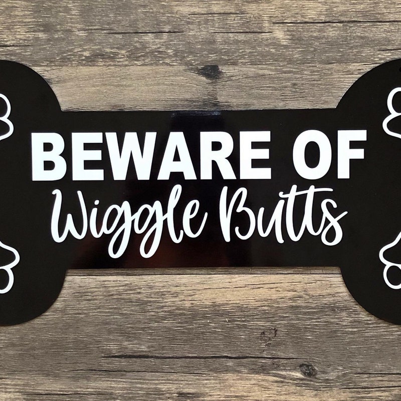 Wigglebutt Sign - Etsy