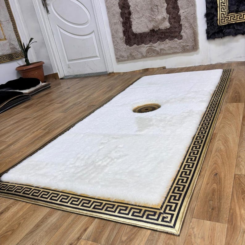 Luxury White Plush Rug: Shaggy Faux Fur Area Rug - Etsy