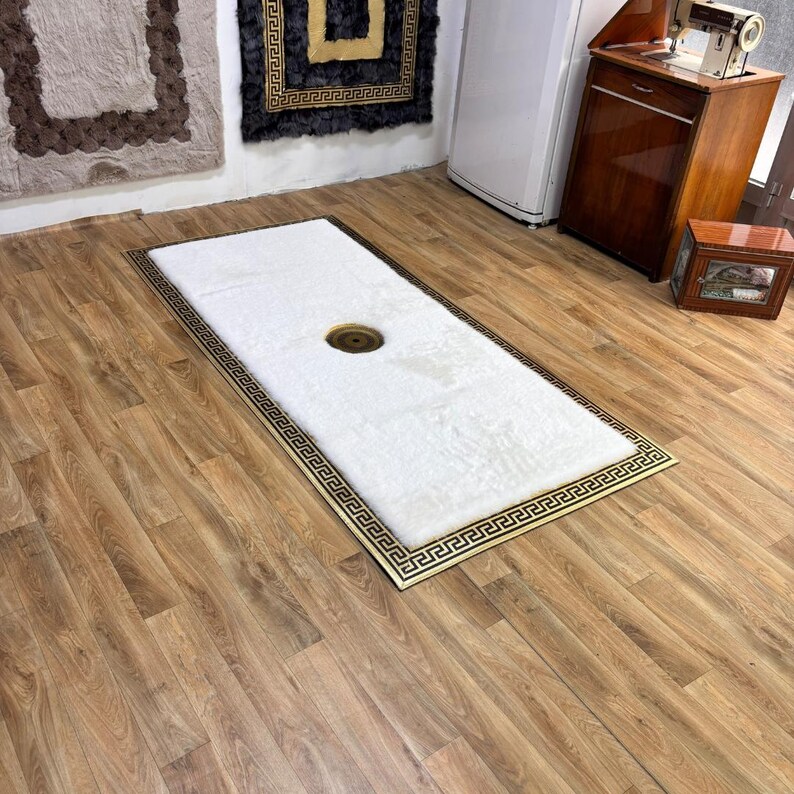 Luxury White Plush Rug: Shaggy Faux Fur Area Rug - Etsy